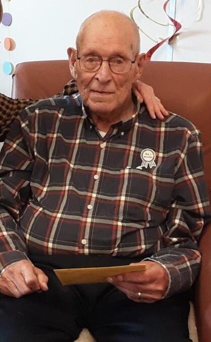 Lester Schenk Obituary - Walkerton, ON | Cameron Funeral Home Ltd.